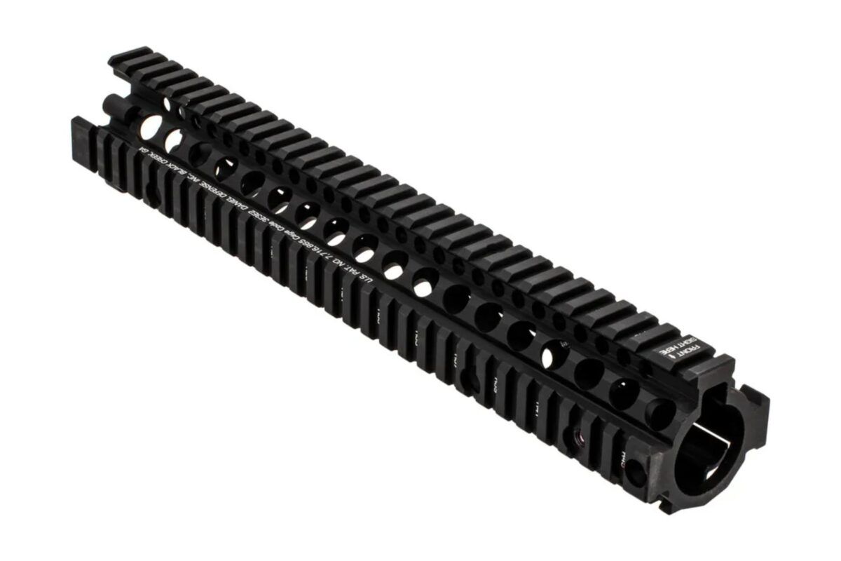 - Daniel Defense M4A1 RIS II Quad Rail AR-15 Handguard - 12.25 ...