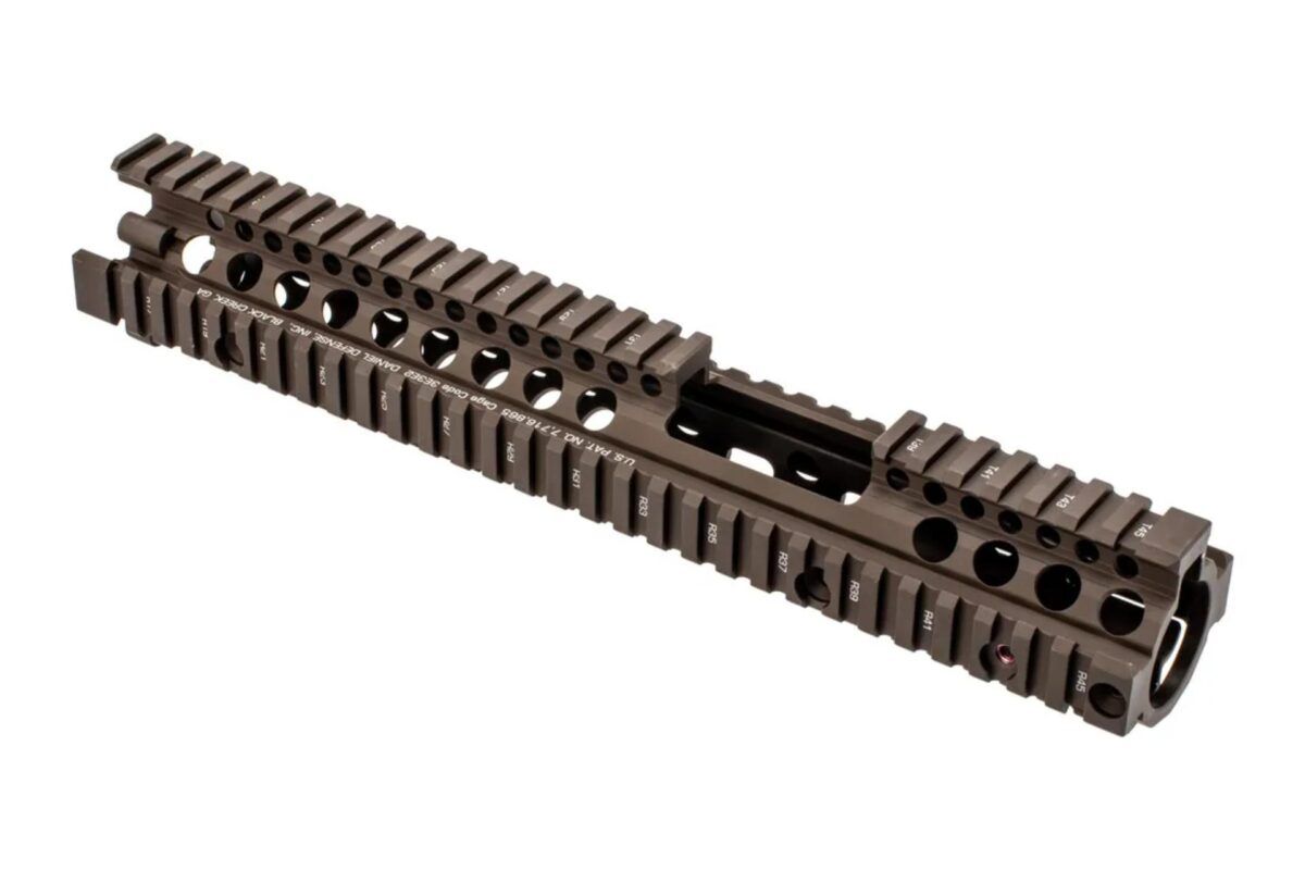 - Daniel Defense M4A1 FSP RIS II Quad Rail AR-15 Handguard - 12.25 ...