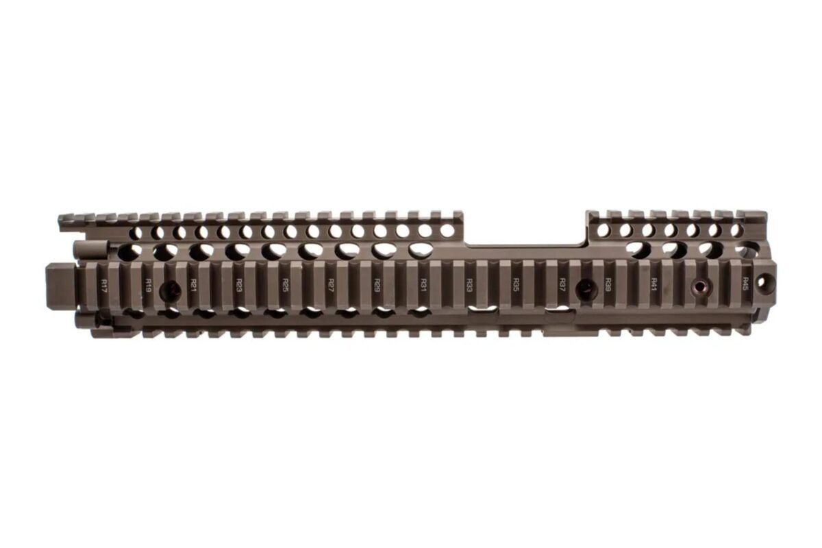 - Daniel Defense M4A1 FSP RIS II Quad Rail AR-15 Handguard - 12.25 ...