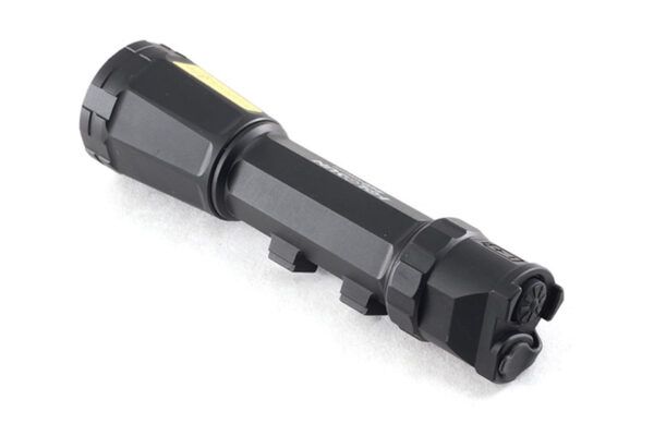 - Holosun RAID (Rifle Area Illumination Device) 1000 Lumens LED Weapon ...