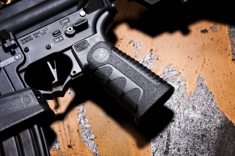 XTT117-BLK ATG 2.0 - Xtech Tactical Adjustable Angle AR15/M4 Grip 17, 25, 33 degrees with ...